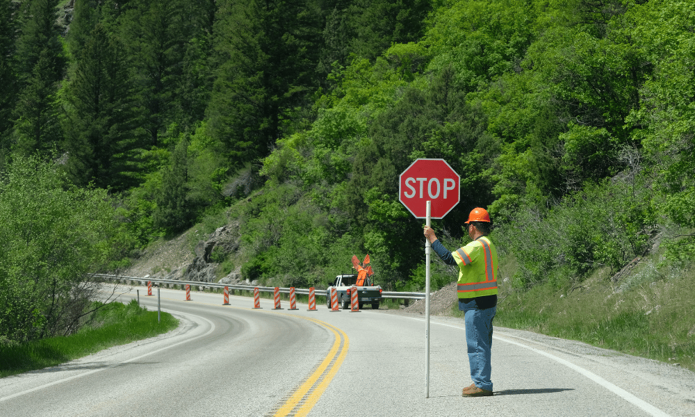 Quebec coroner urges tighter safety for traffic signallers | Canadian ...