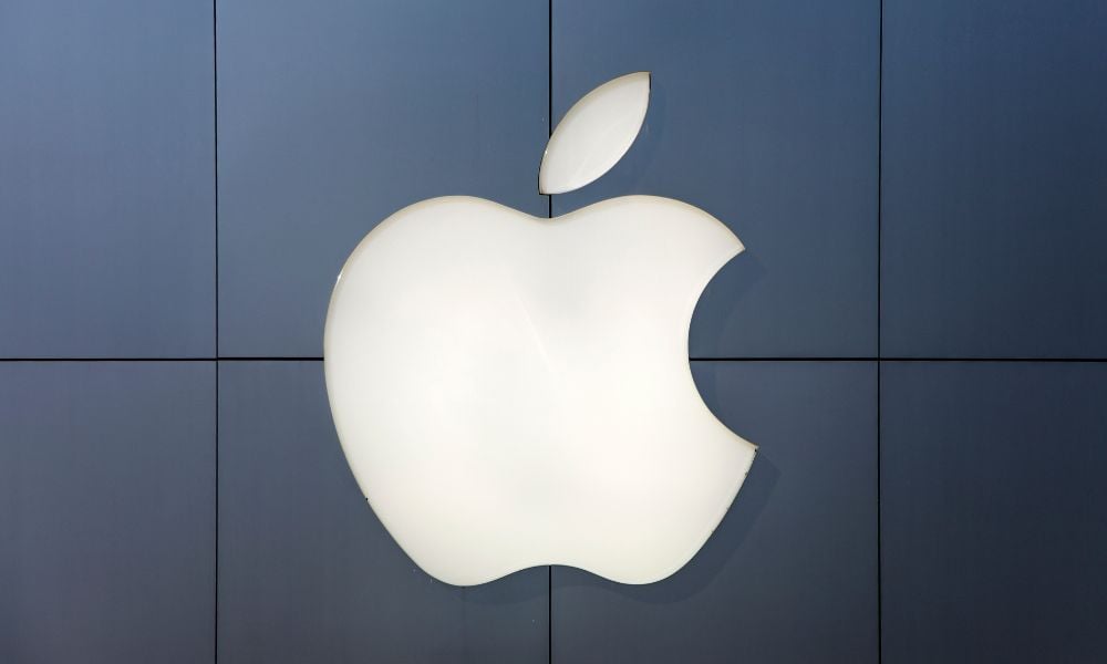 Apple faces $5M lawsuit over alleged ban on second jobs for low-wage ...