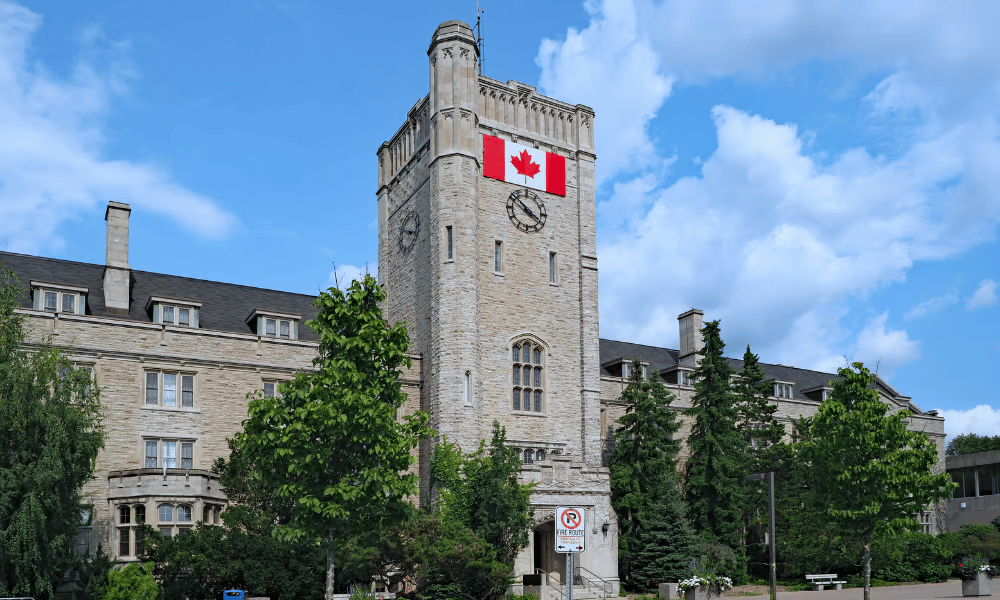 Labour shortage: Ontario needs 1 million more university graduates by ...