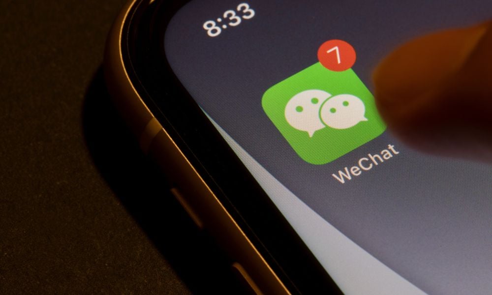 Fair Work rules bubble tea worker dismissed by WeChat removal | Human ...