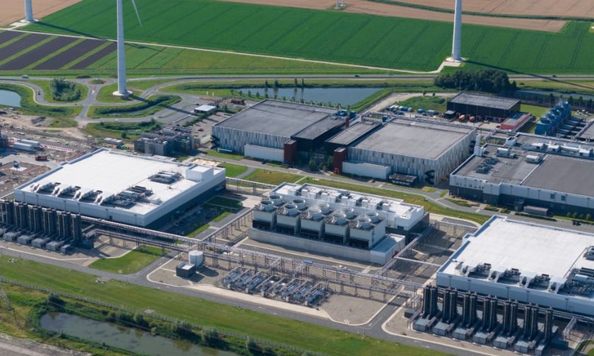 Data centre boom leaves hyperscalers self insuring billions, S&P says ...