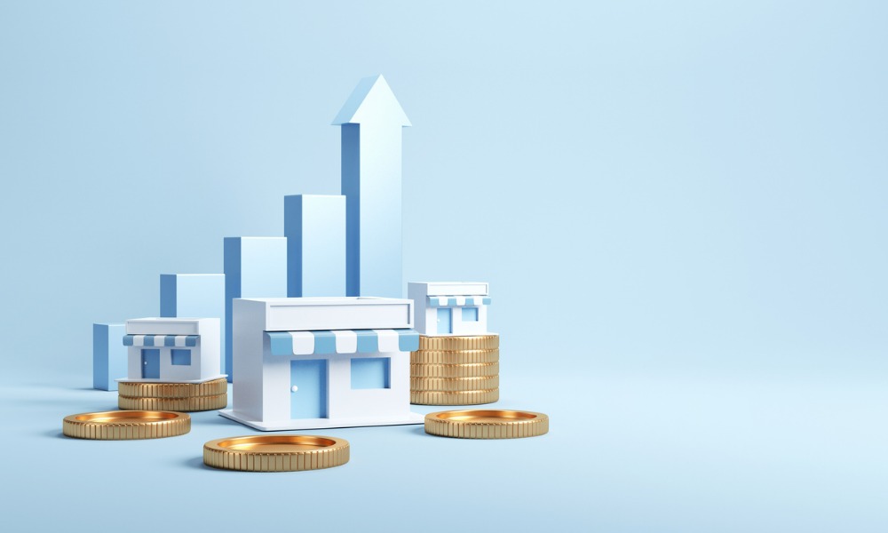 Retail investors should look at private markets say institutions ...