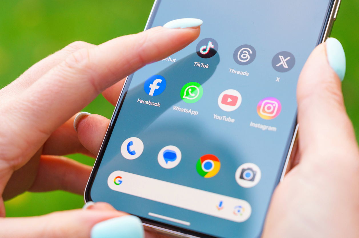 Despite doing their own research, finfluencer followers and social ...