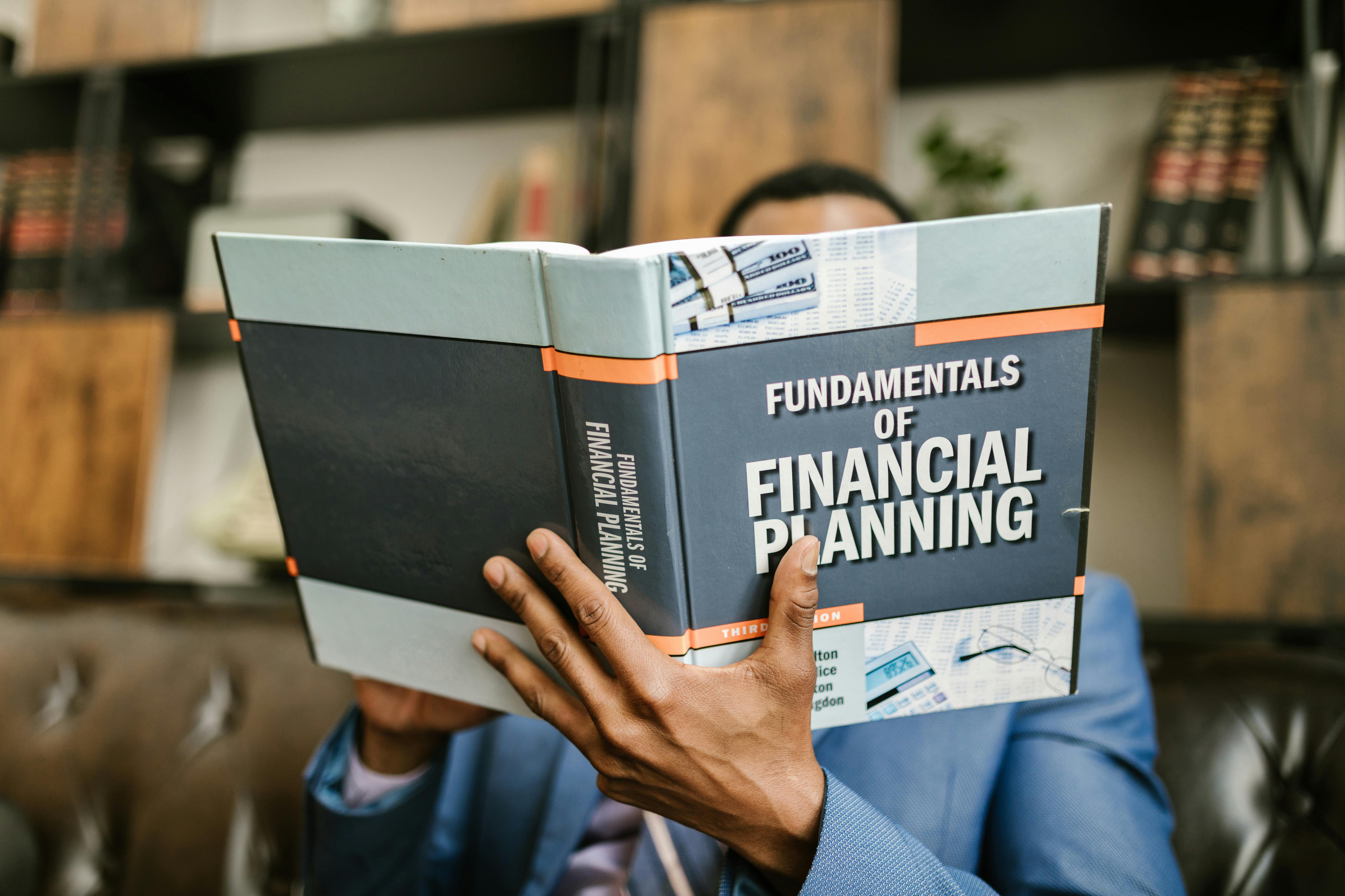 35 best books on how to be a financial advisor - InvestmentNews