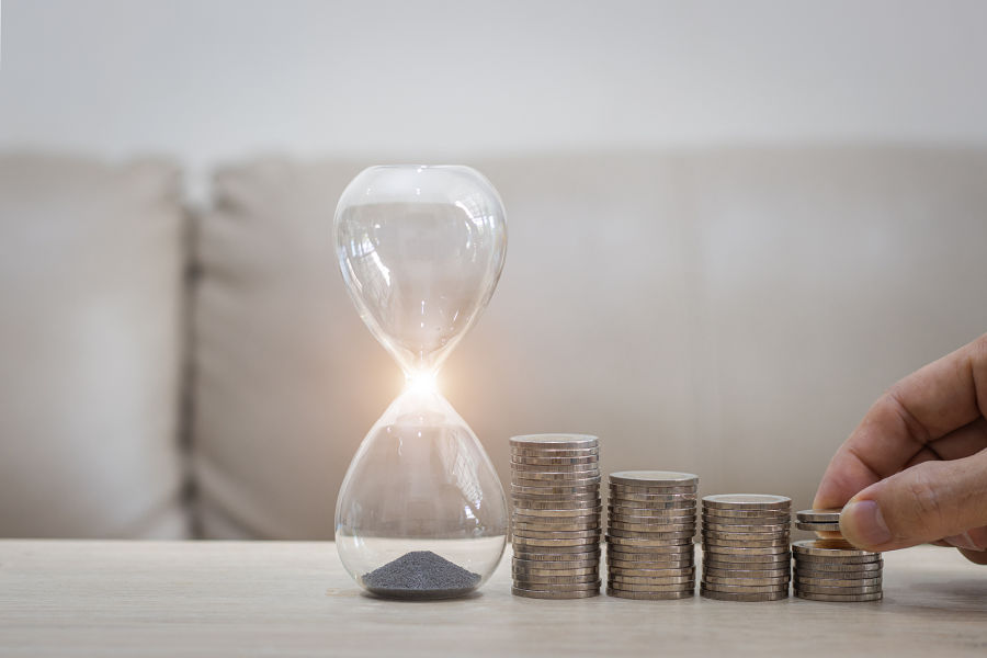 Annuity sales keep rocketing as FIA and RILA records propel growth ...