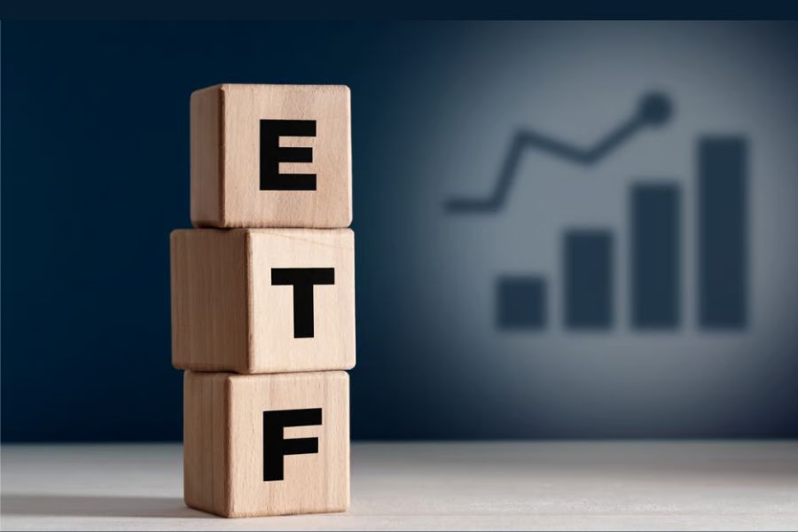 After 2024 surge, active ETFs poised to surpass passive strategies ... After 2024 surge, active ETFs poised to surpass passive strategies ...
