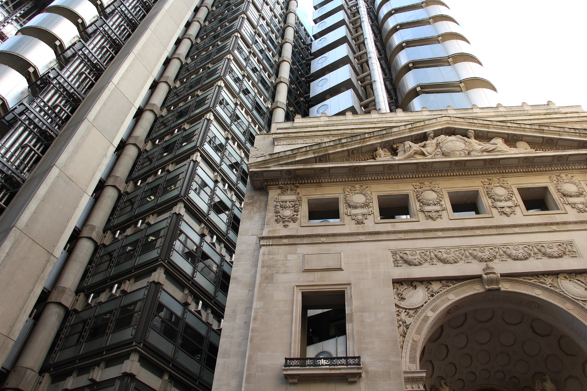 Lloyd’s posts massive profit as new strategy targets efficiency and ...