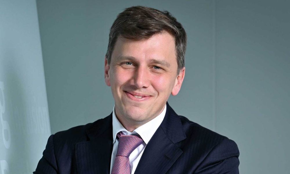 AXA reins in AI data-centre bets, tightens private credit stance ...