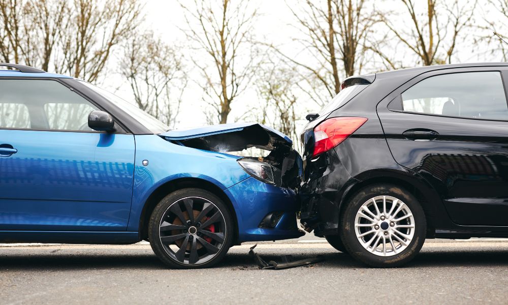 Criminal tourists are staging crashes and defrauding Canadian insurers ...