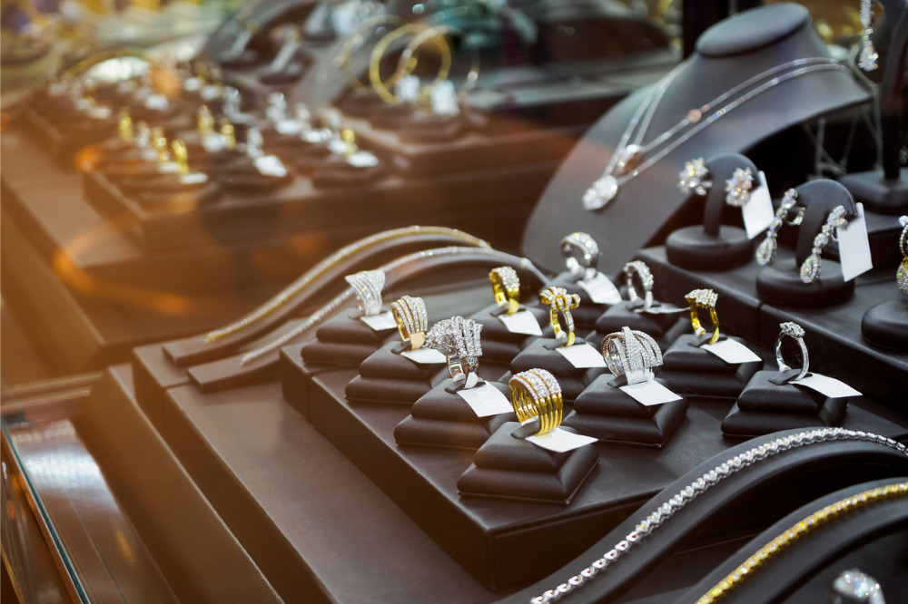 CHES Special Risk promotes jewelers block insurance in time for ...