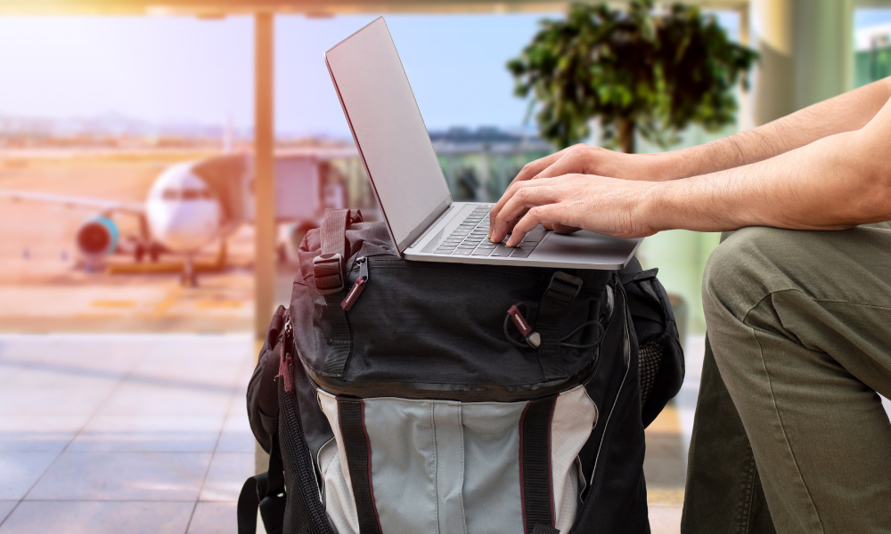 How to support digital nomads at your company | Human Resources Director