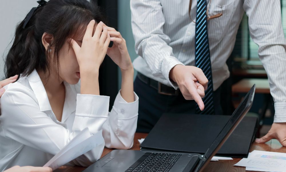 Six in 10 workers say their boss is toxic. Experts aren't so sure ...