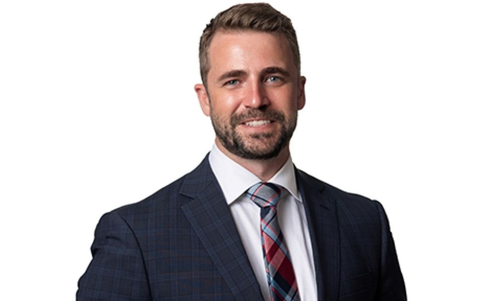 Dismissing a CEO? Be prepared for the risk of litigation | Human ...