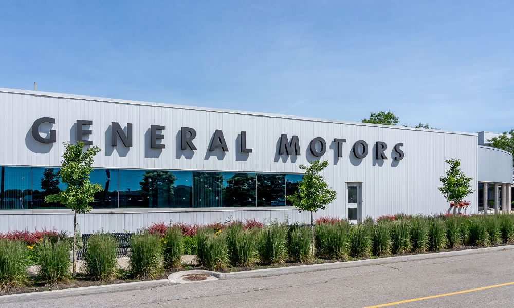 GM Canada cutting shift at Oshawa plant, costing 1,000 jobs | Human ...