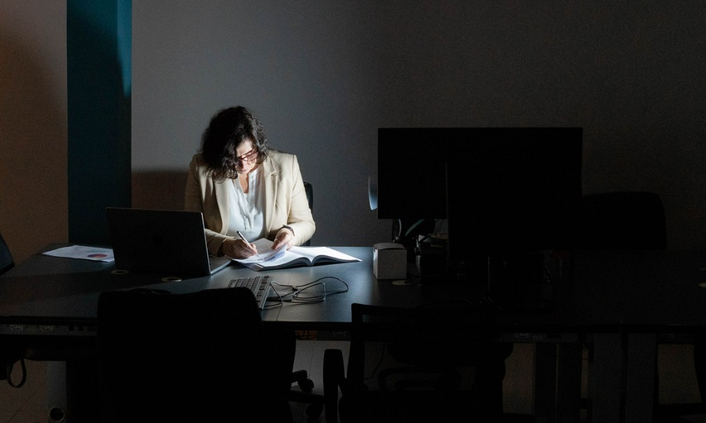 Australians working longer hours for less pay: report | Human Resources ...