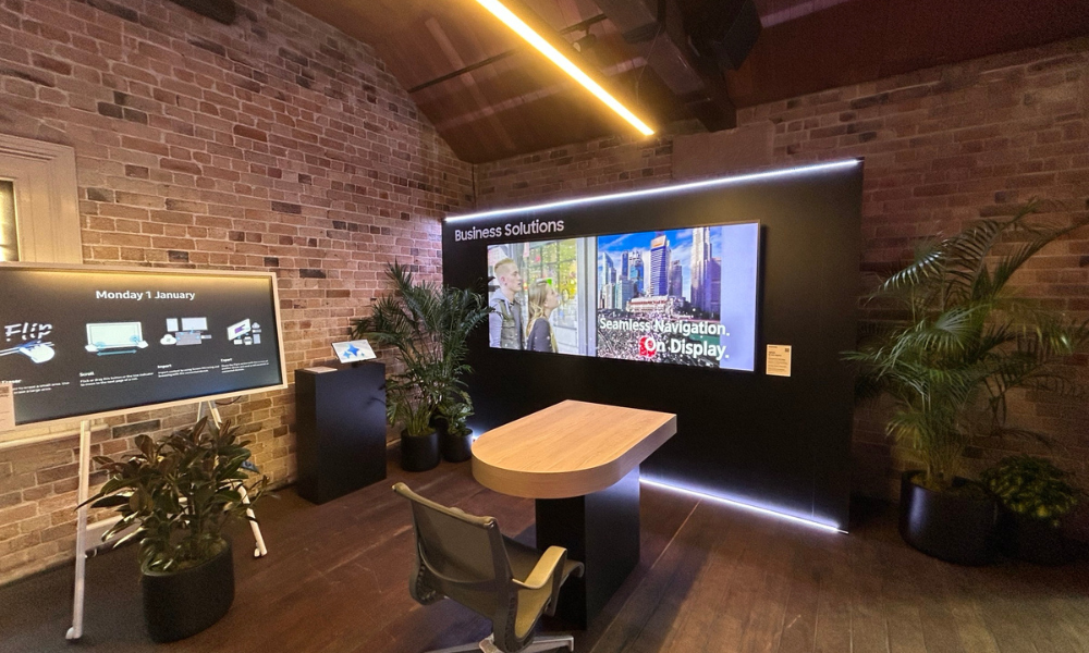 Samsung unveils new tech aimed at frontline workers and industry ...