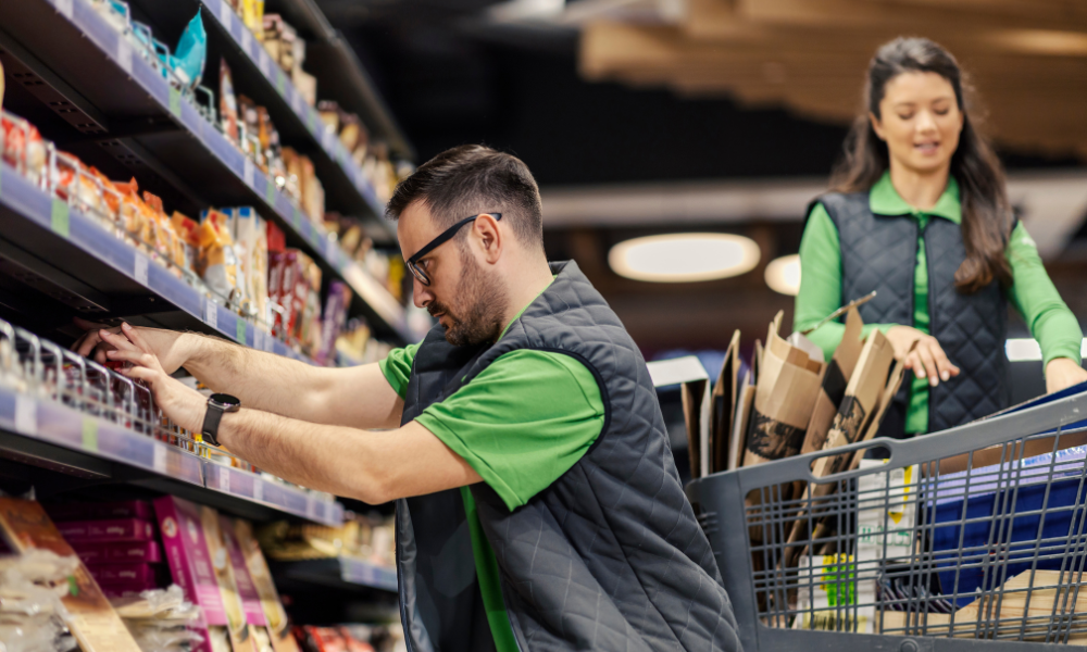 Personal safety concerns driving many retail workers to quit: survey ...