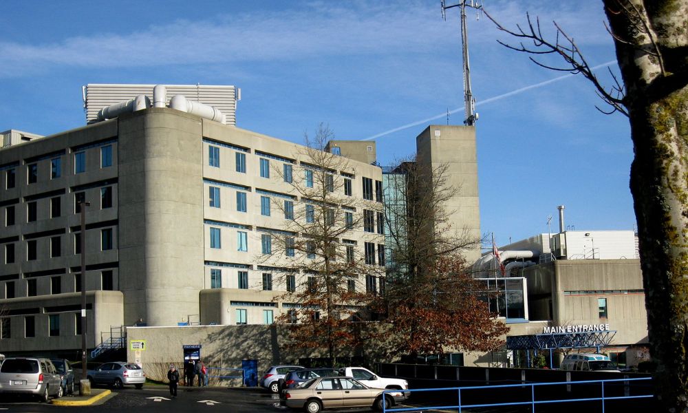 Two hospital workers recovering from burns after pipe burst | Canadian ...