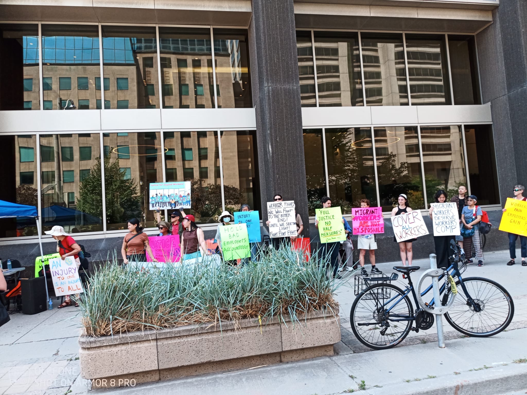 Protest highlights heat stress risks for Ontario's migrant workers ...