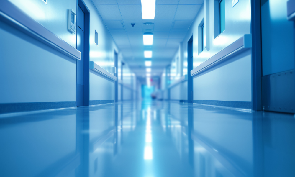 3 hospital workers injured as patient attacks | Canadian Occupational ...