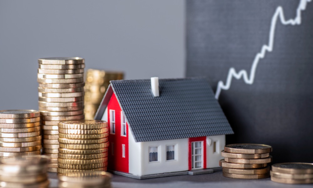 Homeowners hold back on withdrawing home equity amid rising rates ...