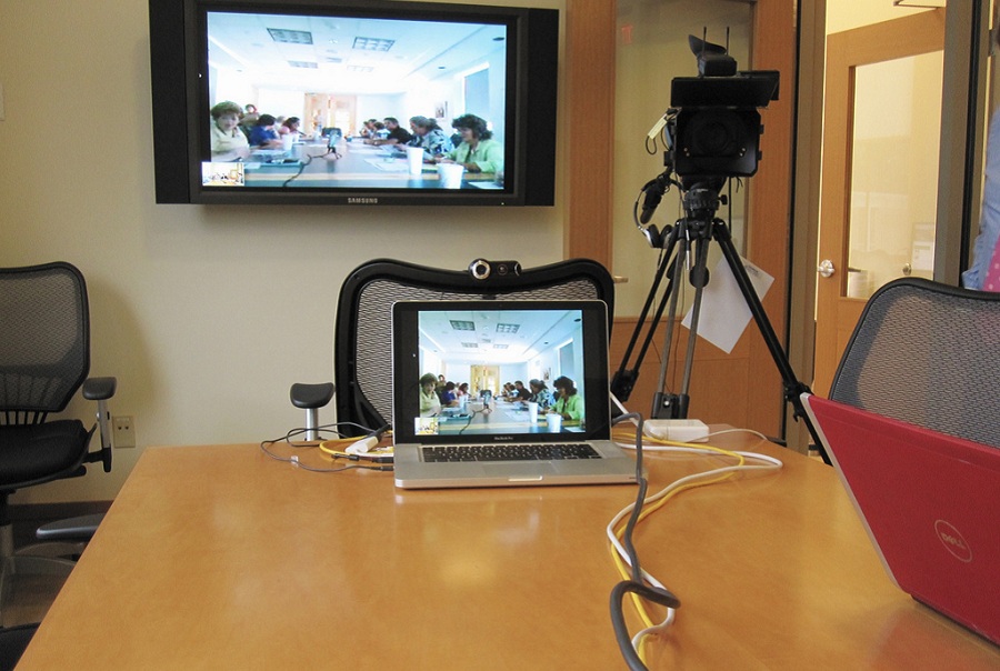 'Show clients your face' and other advice for Zoom calls - InvestmentNews