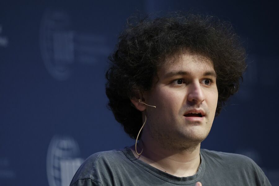 Bankman-Fried gets 25 years in prison for FTX fraud - InvestmentNews
