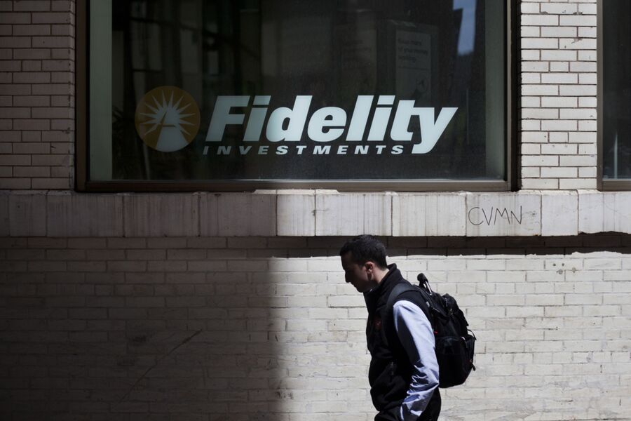 Harvard hockey star exits family office of Fidelity dynasty ...