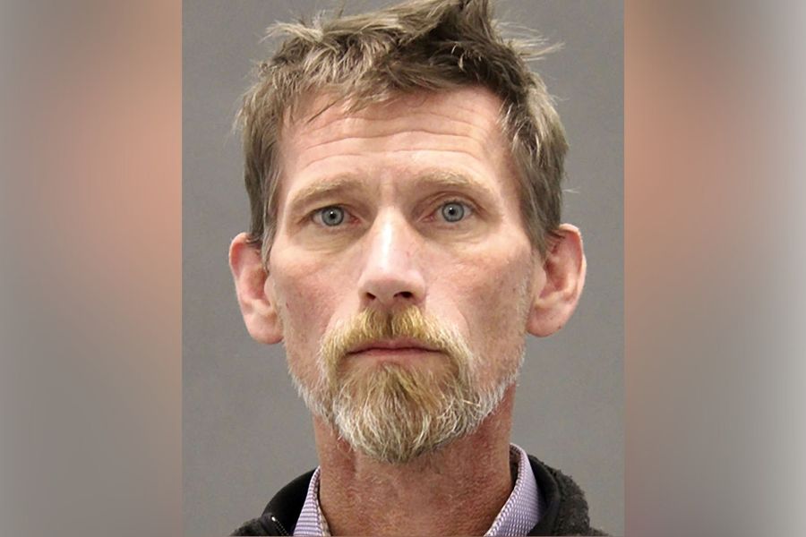 Sometime broker charged in Vermont shootings - InvestmentNews