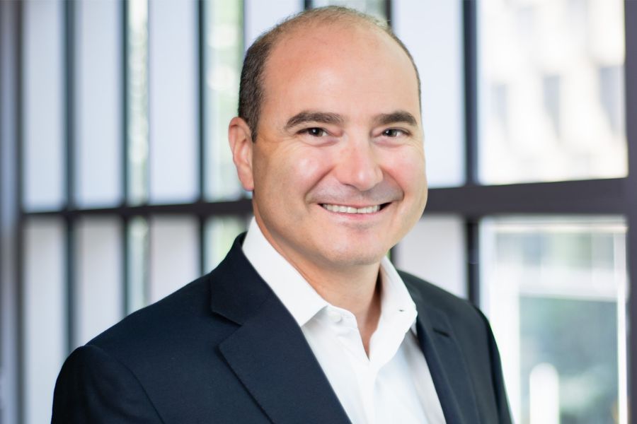 Why are senior JPMorgan execs 'jumping' to Wells Fargo? - InvestmentNews